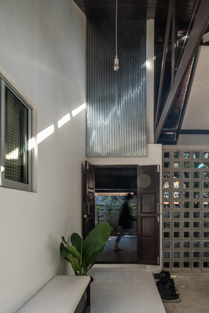 Half House - Out & About Architects